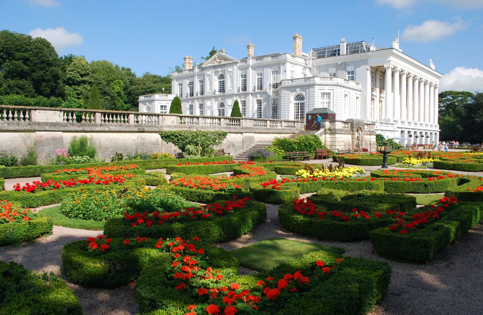 How Bampton Castle became Ham Court: The manor house-turned-castle, and ...