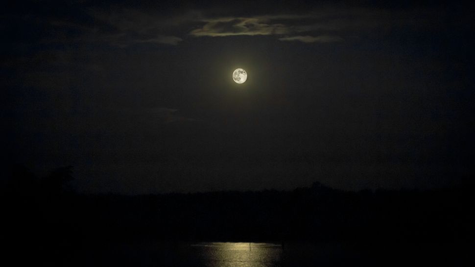 Stupendous Supermoon Views Wow Stargazers (Photos) | Space