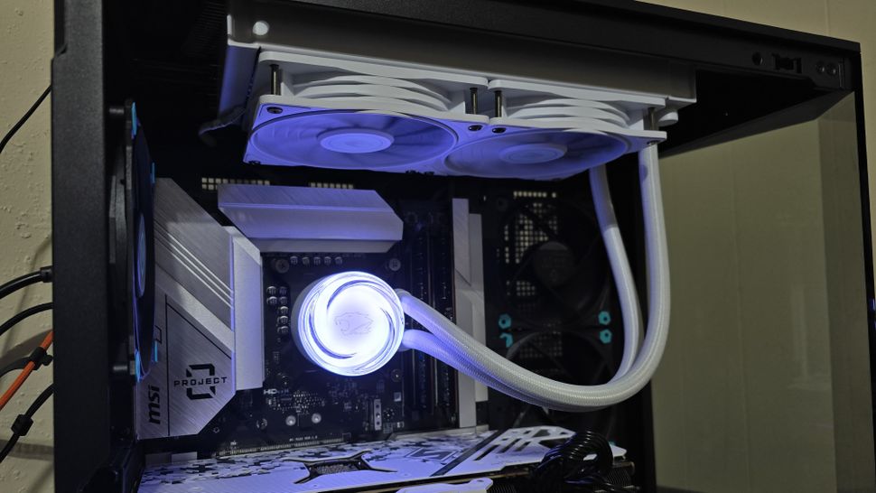 iBuyPower AW4 AIO Review: Thermal domination on a budget | Tom's Hardware