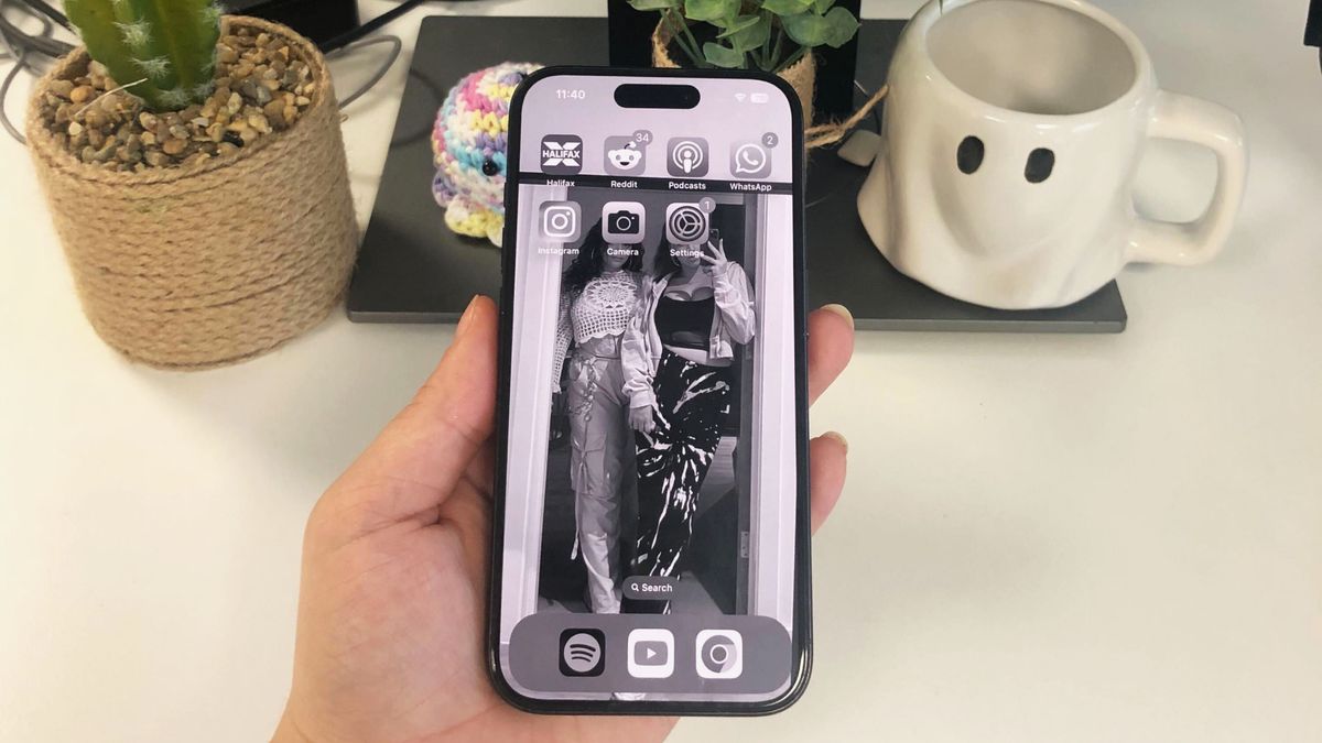 How to turn on iPhone's grayscale filter | Tom's Guide