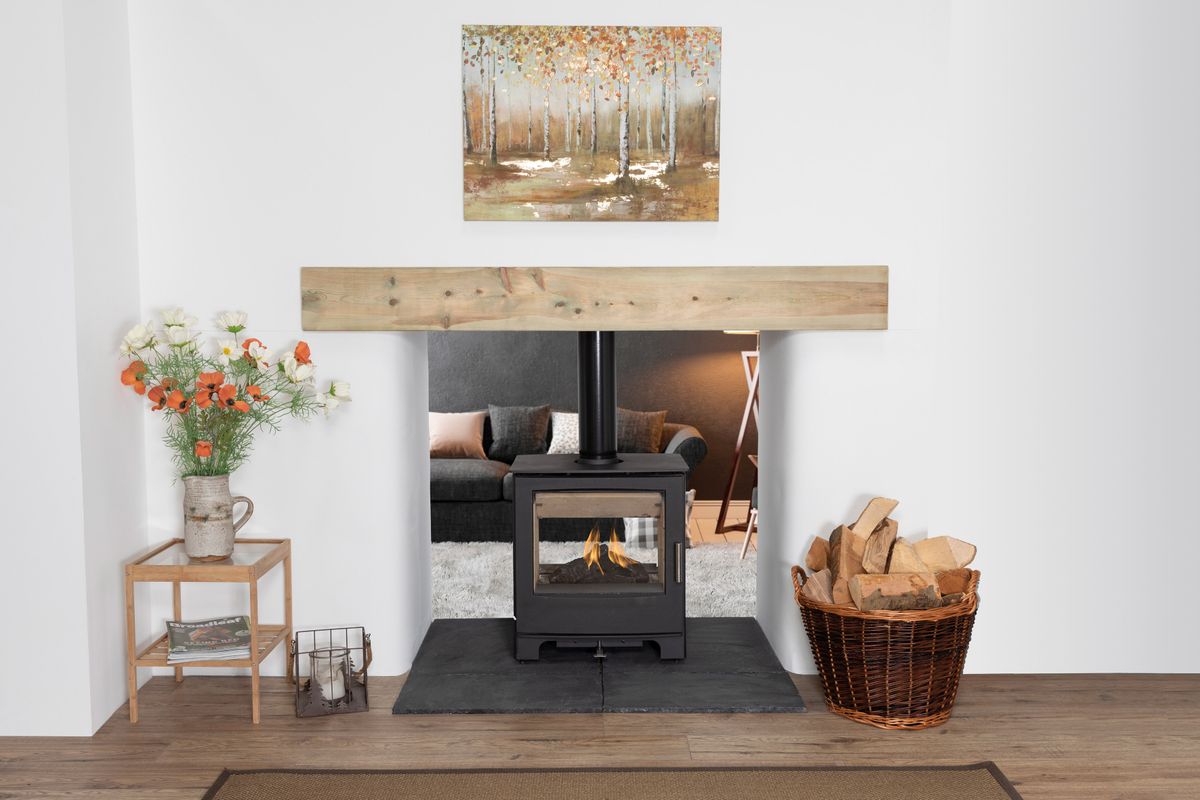 22 log burner ideas to create a warm and cosy ambience | Homebuilding
