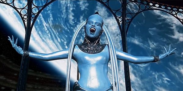 18 Popular Cult Classic Movies That Are Perfect For Movie Night ...