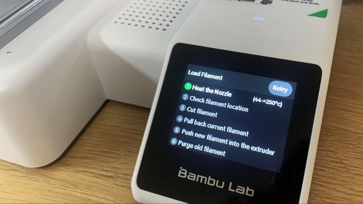 Bambu Lab A1 Mini Review: Color for Beginners | Tom's Hardware