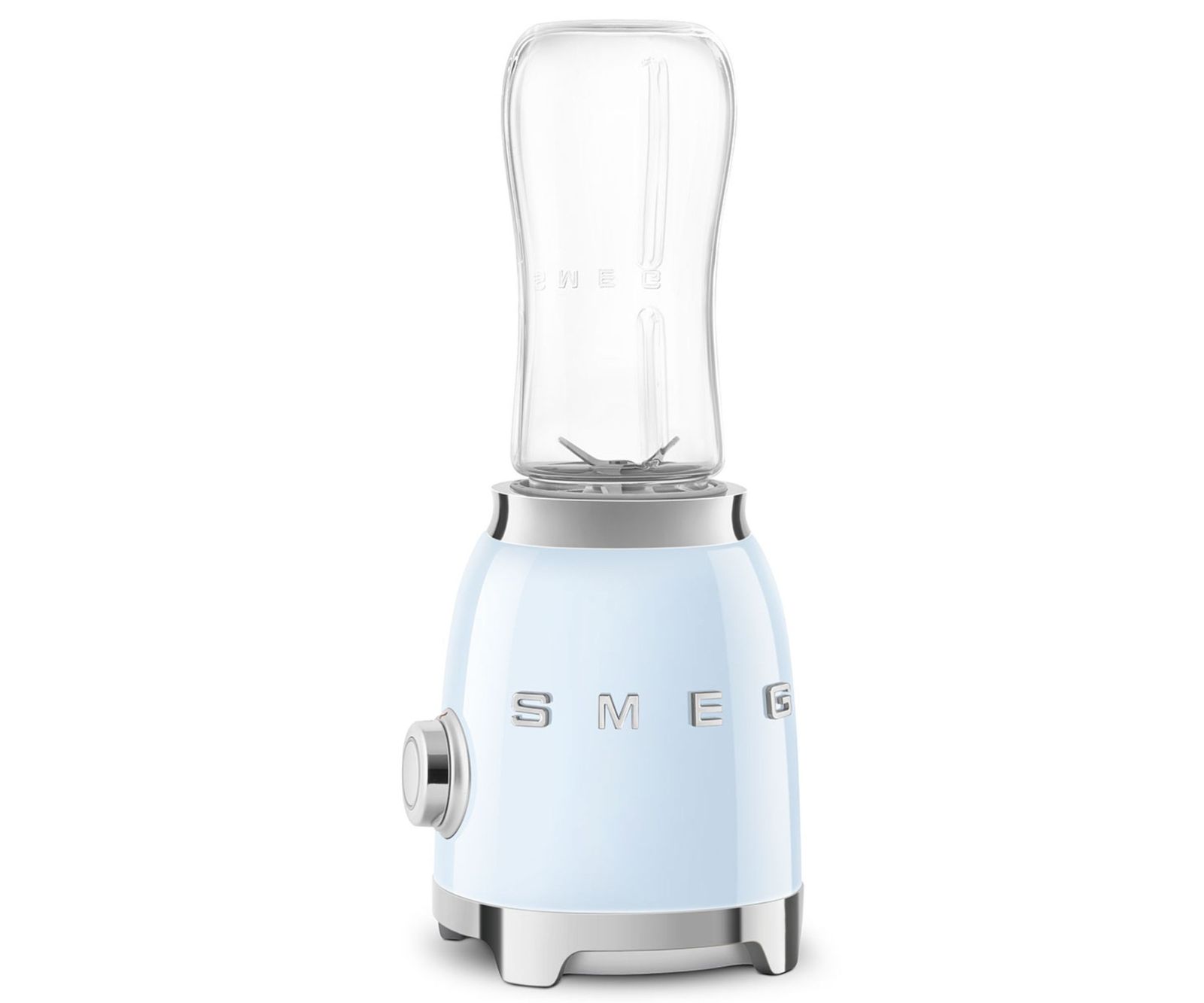 Smeg Personal Blender review: for petite, chic kitchens | Homes and Gardens
