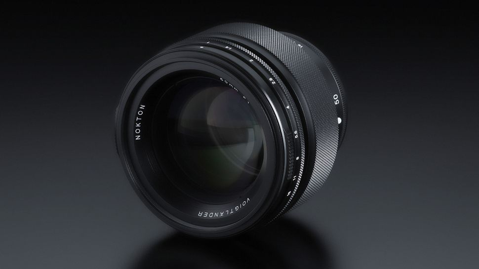 Super-fast 50mm f/1.0 standard lens is coming for Sony mirrorless ...