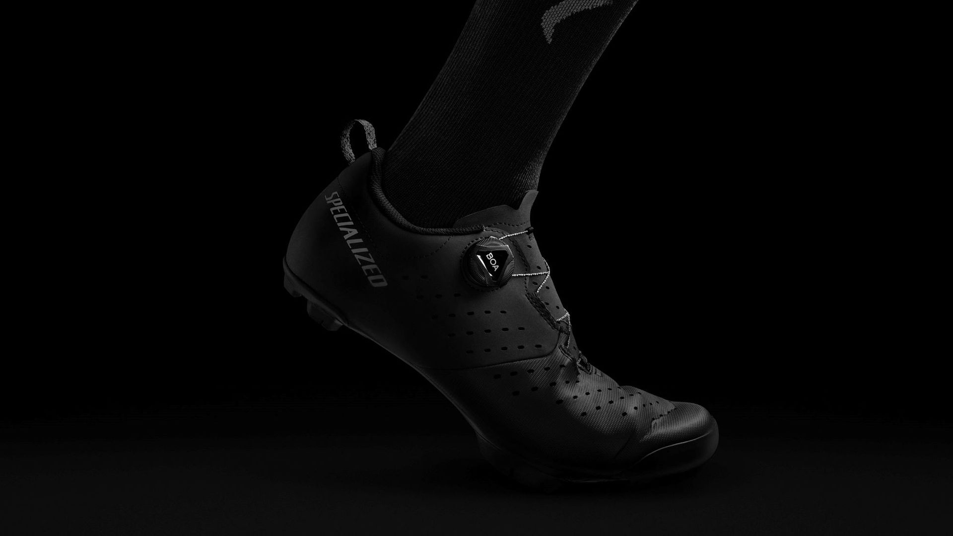 A first look at Specialized's revamped family of Recon off-road shoes ...