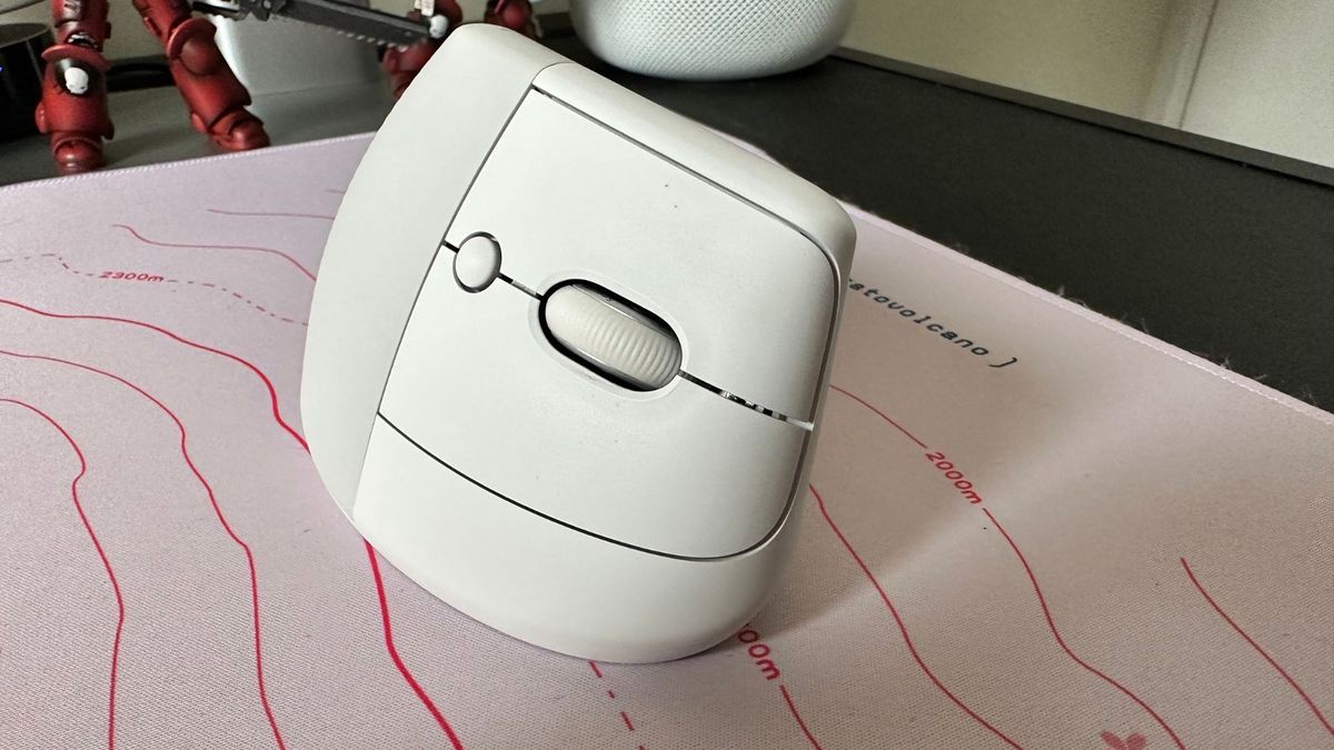 I ditched my mouse for an ergonomic vertical one for a week — here's ...