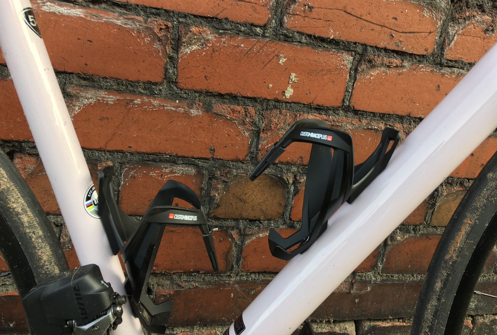 Elite Custom Race Plus bottle cage review | Cycling Weekly