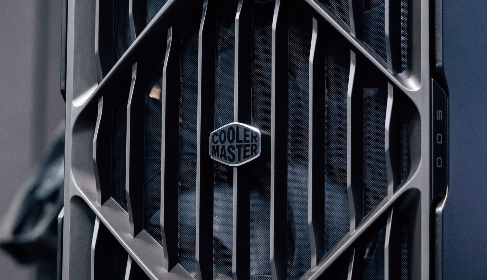 Cooler Master shows off new HAF II 500 chassis, aluminum fans, and new ...