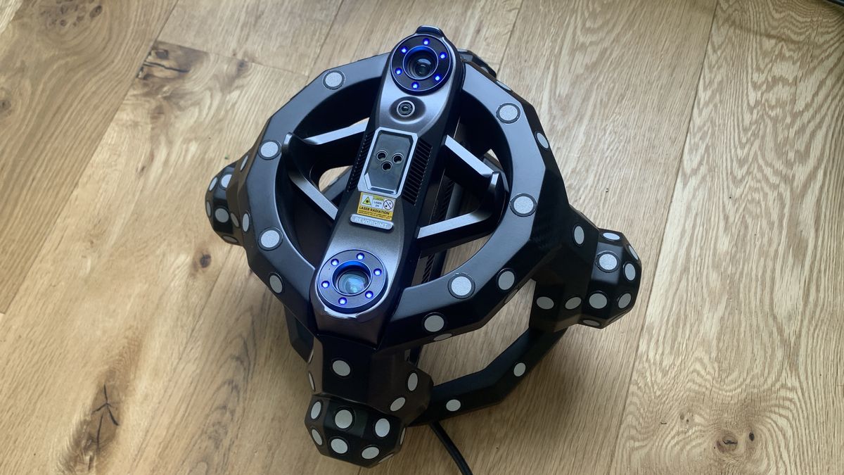 Revopoint Trackit 3D scanner review: luxury markerless scanning for ...
