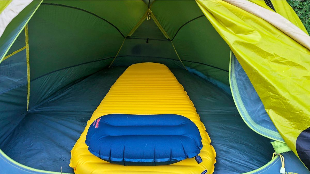 Therm-a-Rest Air Head Lite camping pillow review | Advnture