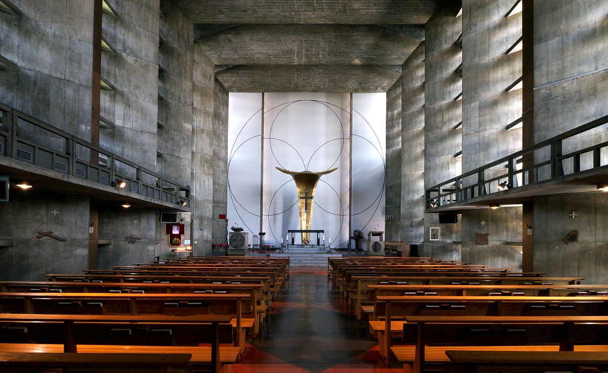 Architectural evolution: Antonin Raymond’s work on show in Prague ...