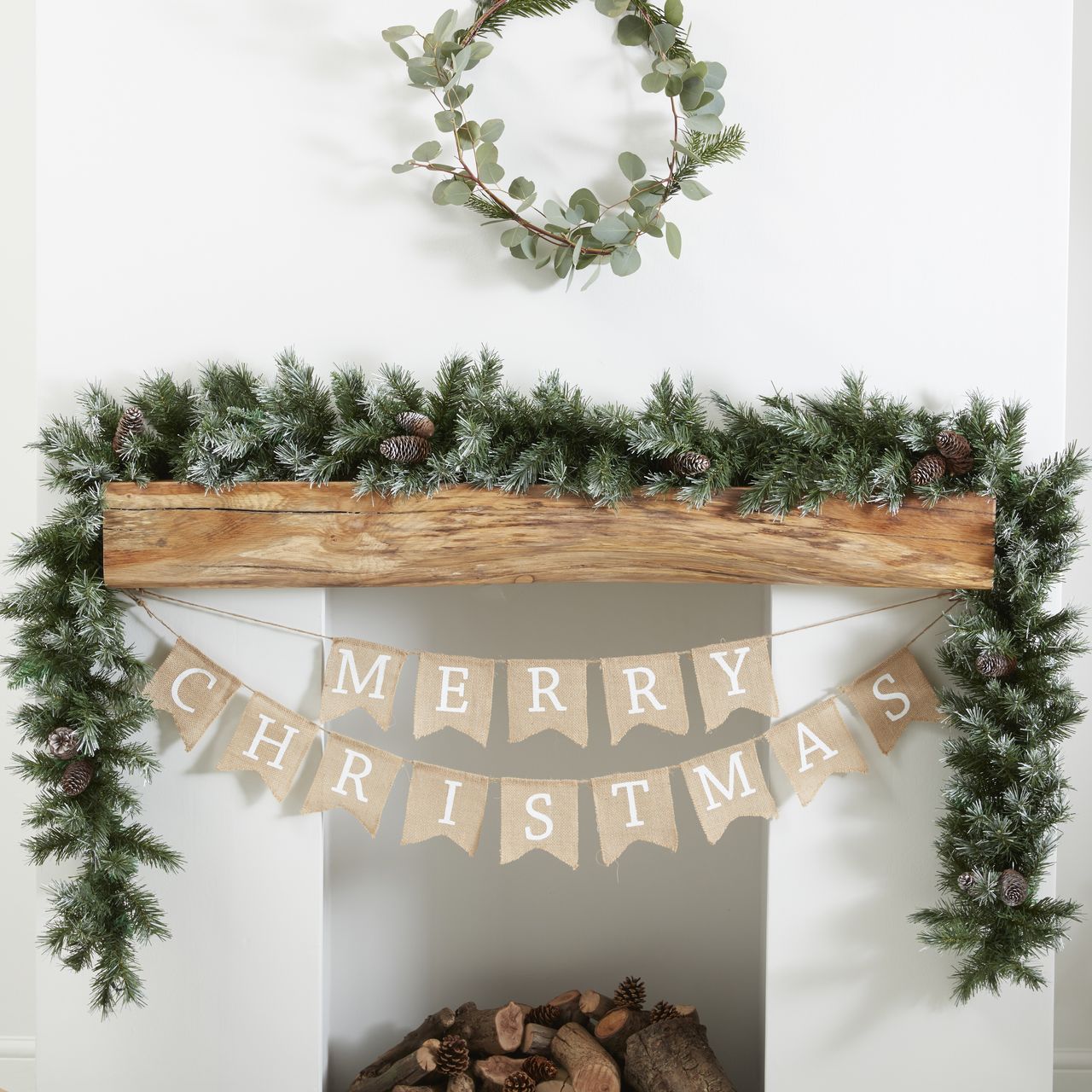 Rustic Christmas decor – 16 ways to style a farmhouse space | Real Homes