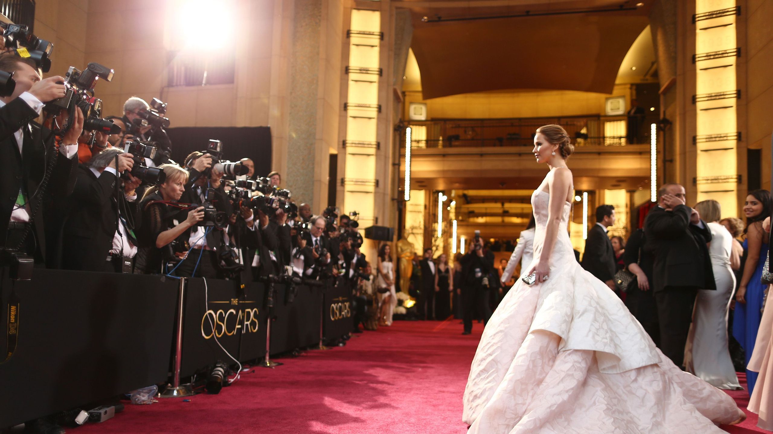 What Is the Future of Celebrity Styling With Social Distancing Post ...