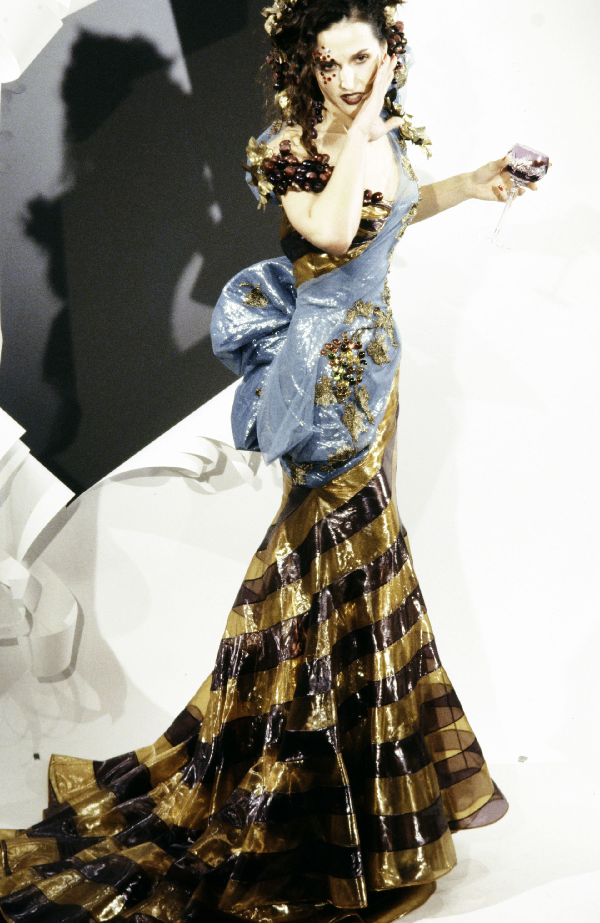 Zendaya's Met Gala 2024 Look Is Gothic Garden Perfection | Marie Claire