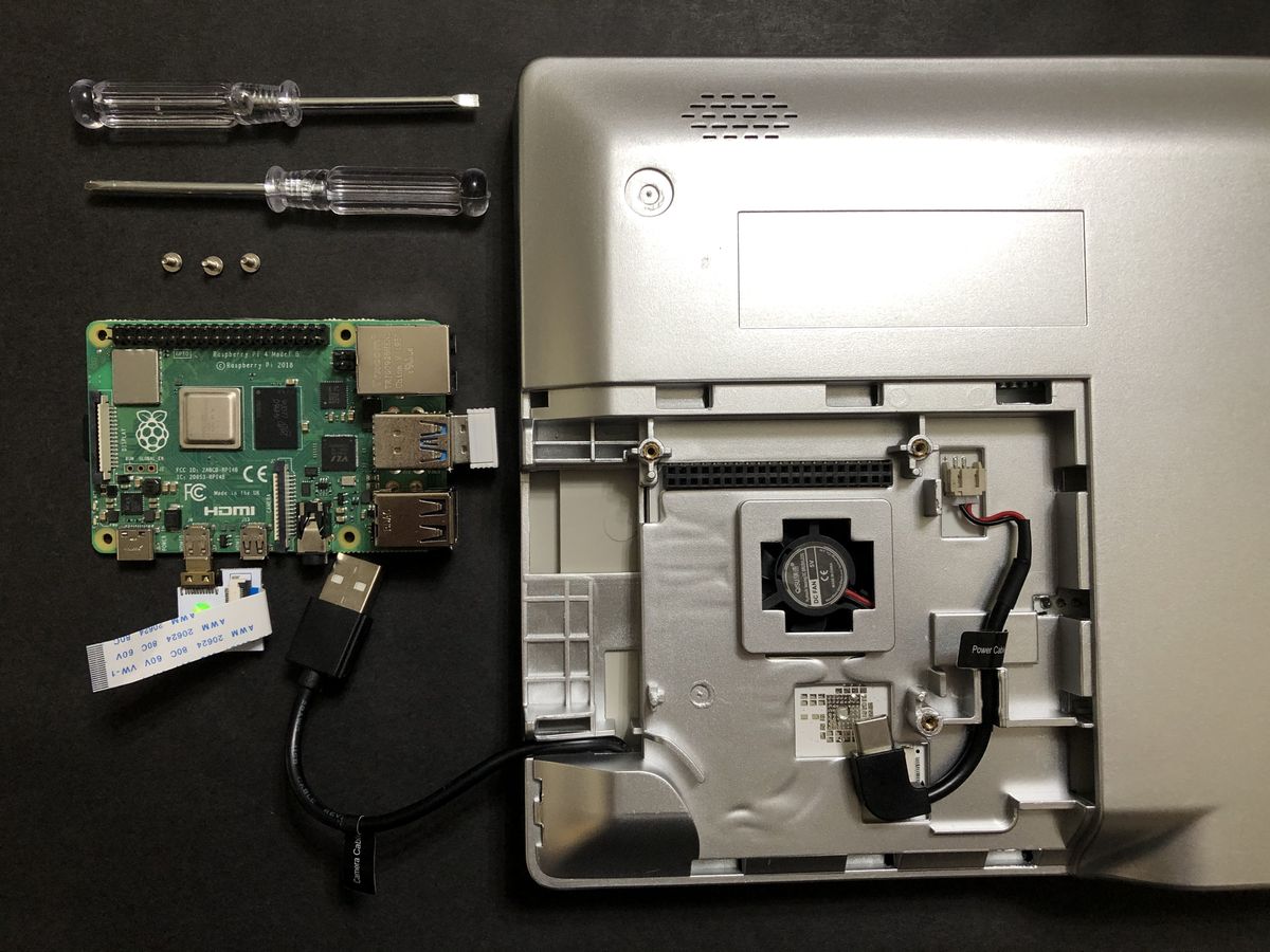 CrowPi2 Raspberry Pi Laptop Review: Full STEAM Ahead | Tom's Hardware