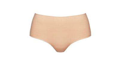 Body shapers for women: The 9 types of body shapers everyone needs ...