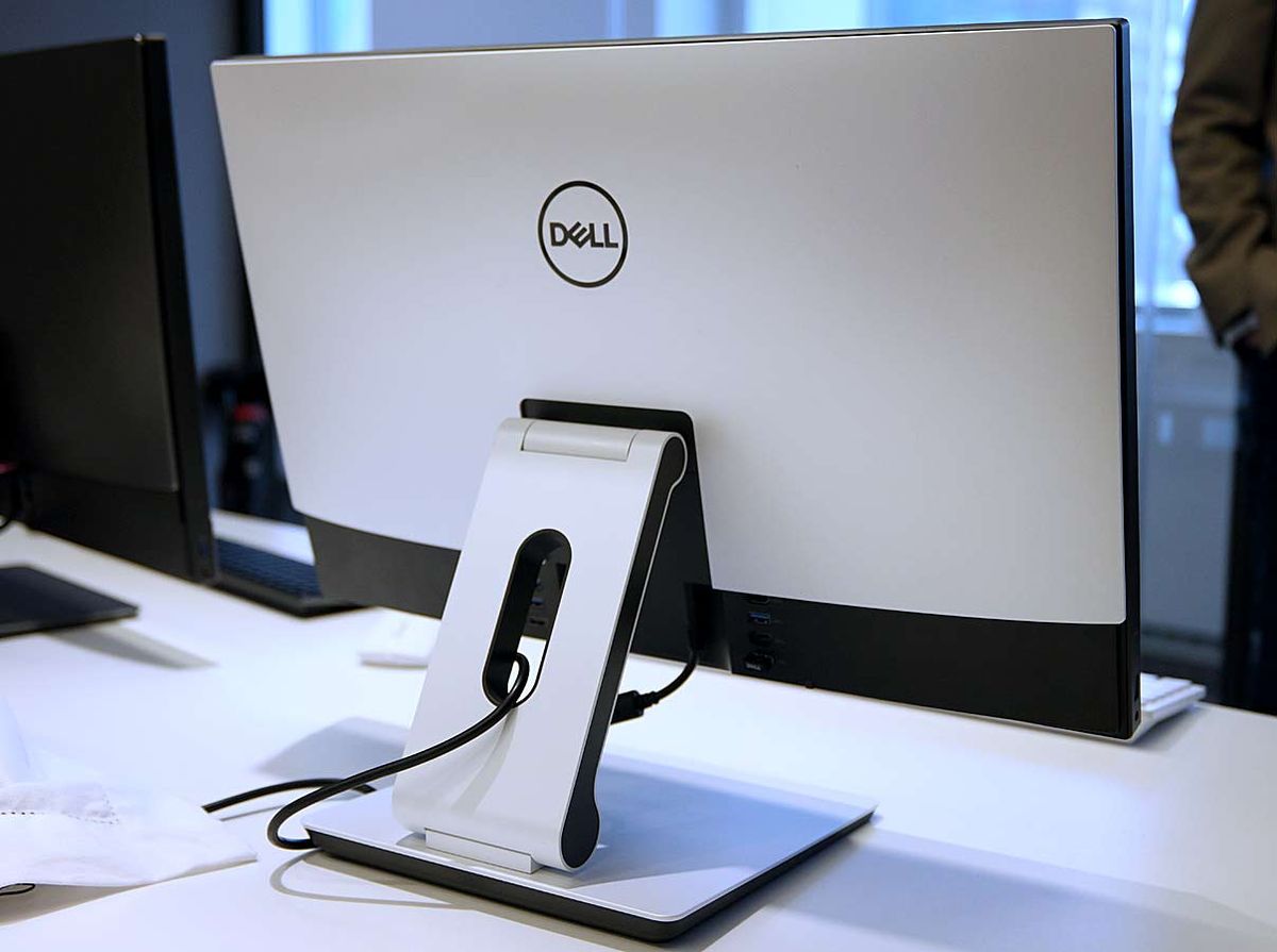 Dell's Inspiron All-In-Ones Ditch Bezels, One Promises VR Readiness ...
