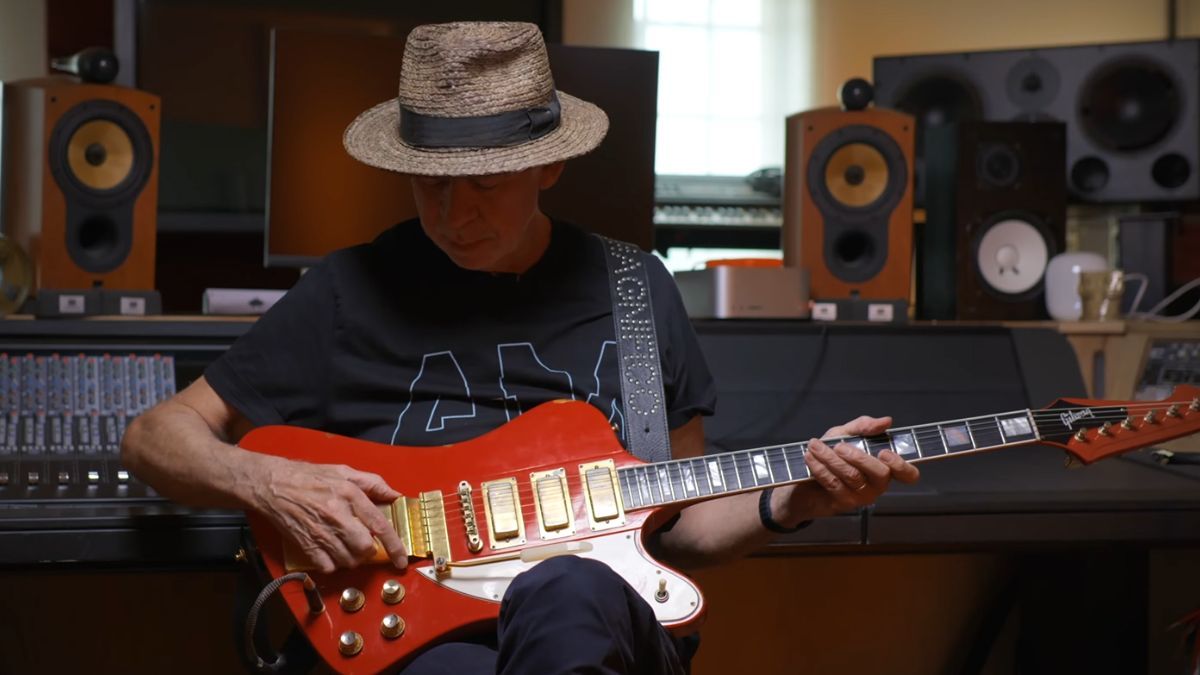 The real story behind Phil Manzanera's iconic Firebird | Guitar World