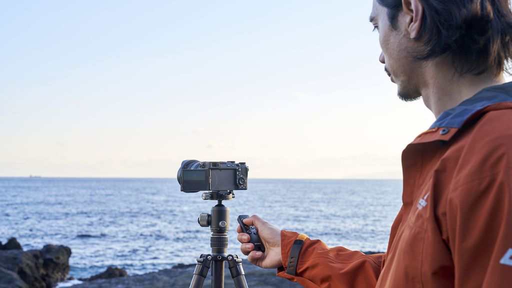 Sony ups its vlogging game with new GP-VPT3 camera grip and RMT-VP2 ...