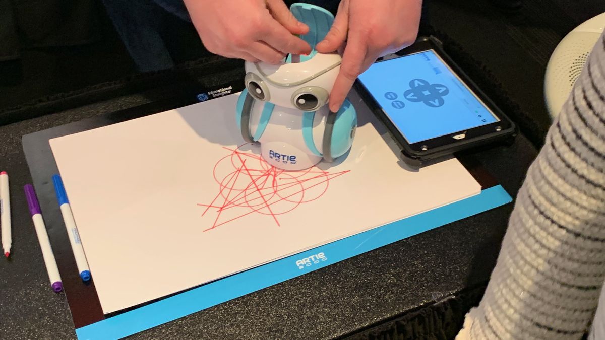 Tech toys 2019: the best new games and gadgets from the NYC Toy Fair ...
