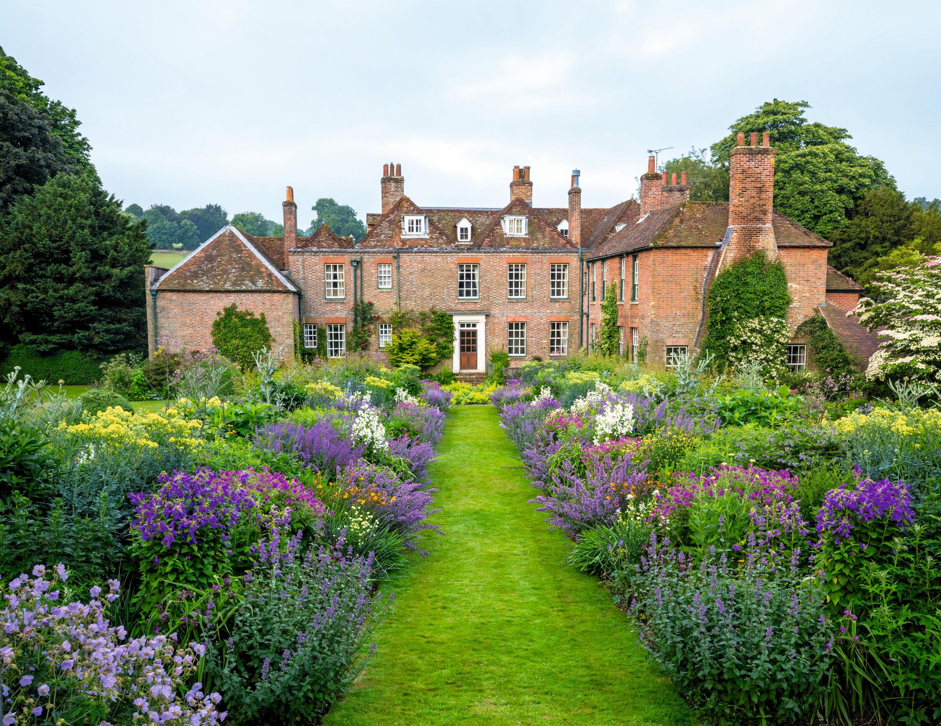The best flower borders in Britain, and how they work their magic ...