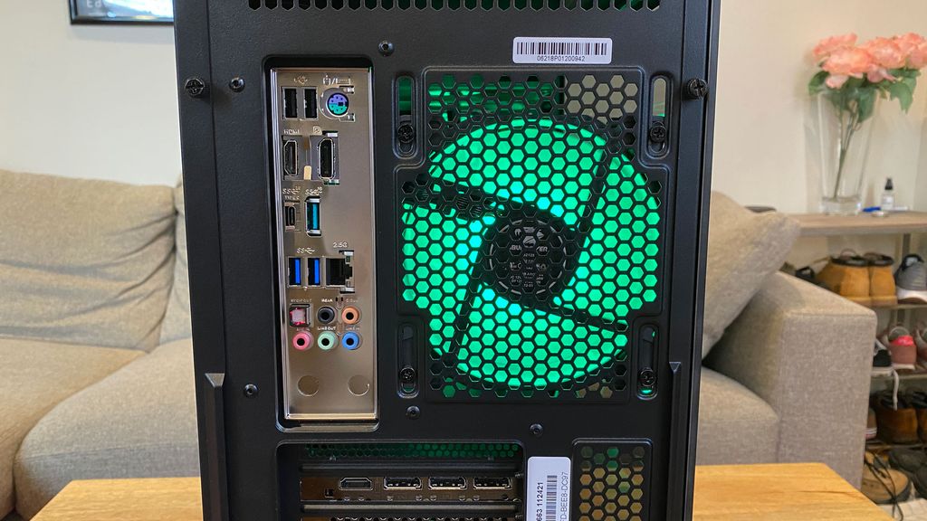 iBuypower Intel 12th Gen Z690 i7 DDR4 Gaming PC Review | Tom's Hardware