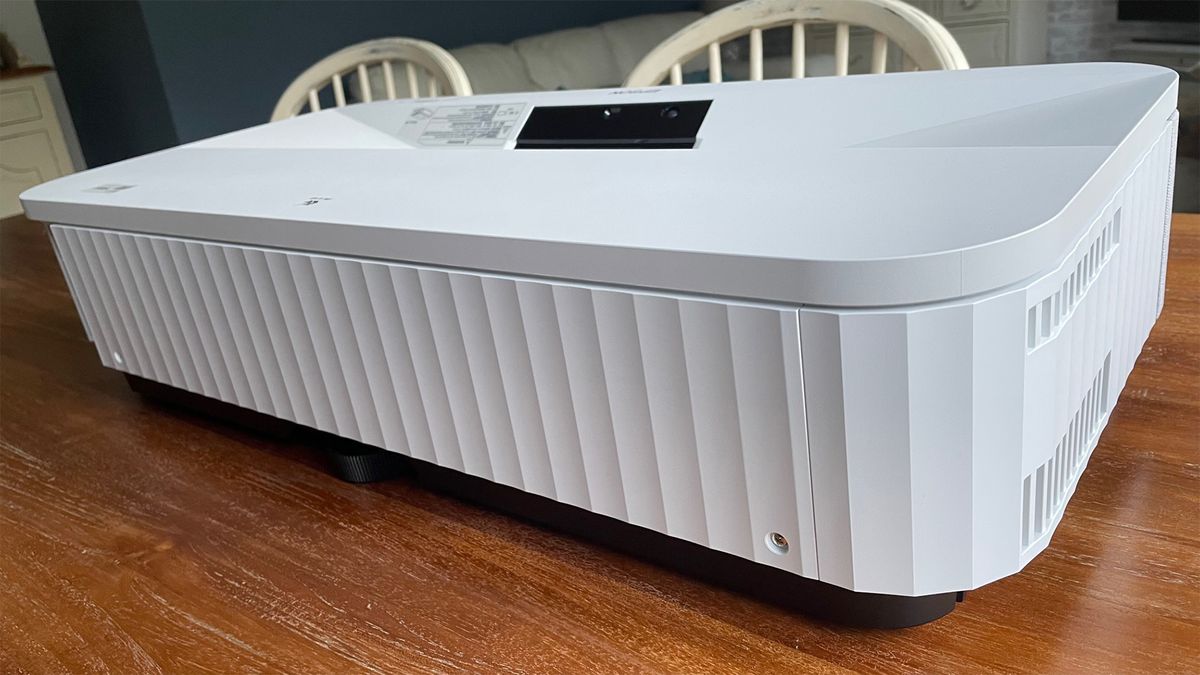 Epson EpiqVision EH-LS800W review: Epson's brightest UST home ...