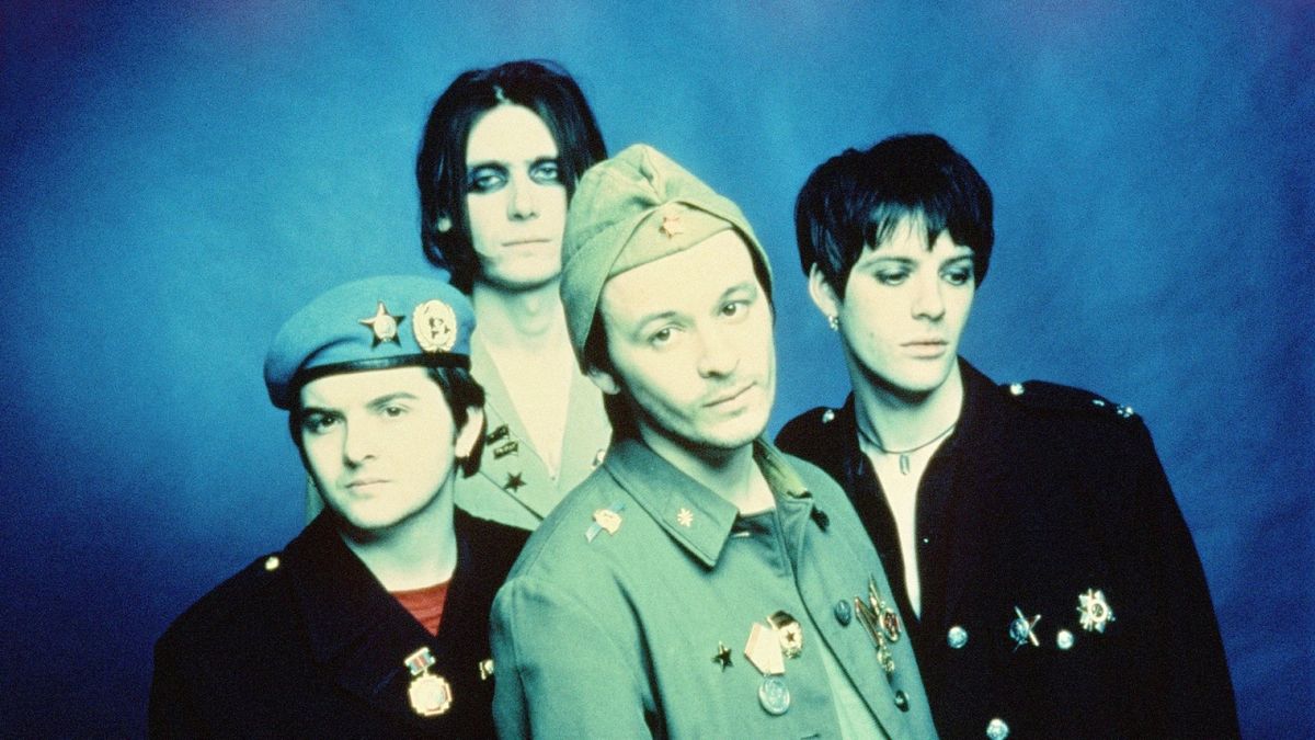 Manic Street Preachers: The Holy Bible 20 | Louder