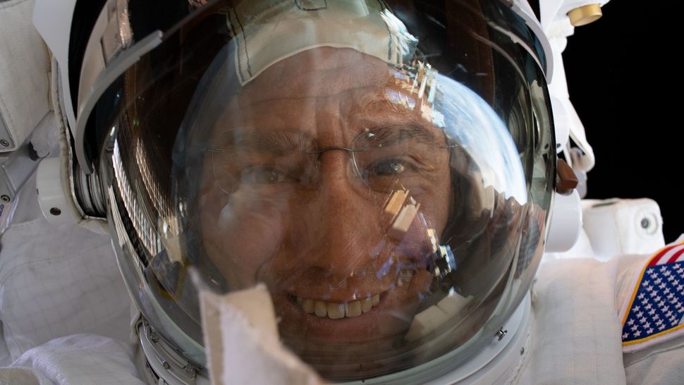NASA astronaut Frank Rubio 'incredibly lucky' after 1-year iSS stay | Space