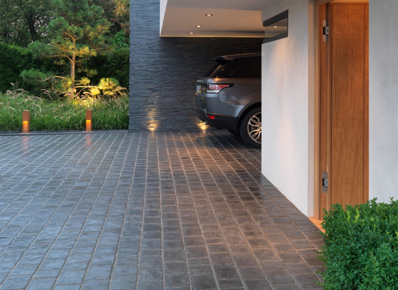 Driveway design: Materials, layouts and costs to consider | Real Homes