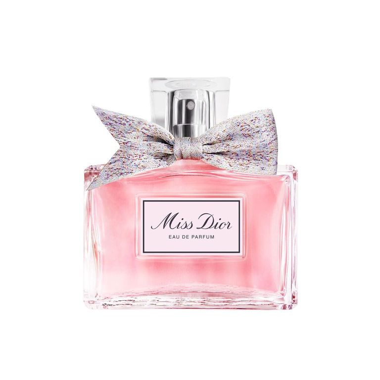 These Are The 9 Best Classic Perfumes Of All Time | Marie Claire UK