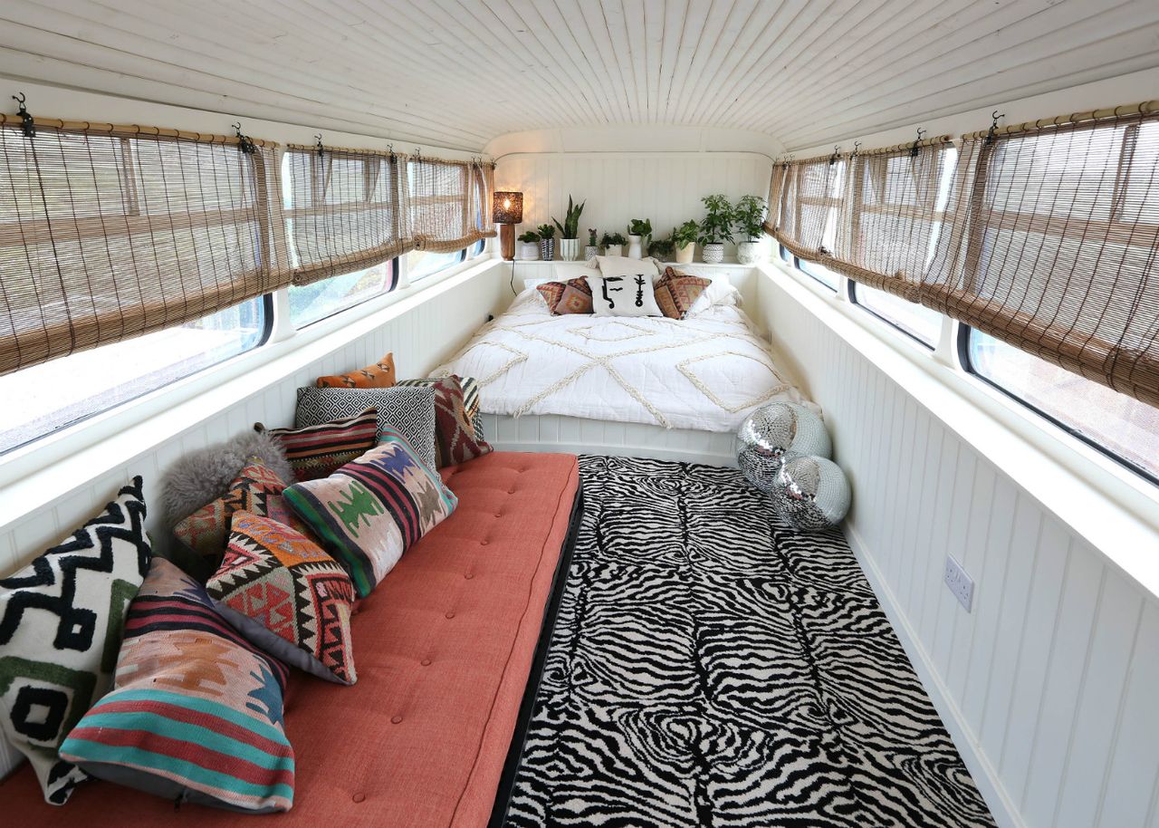 Peek inside the Spice Bus Airbnb to find truly amazing interiors ...