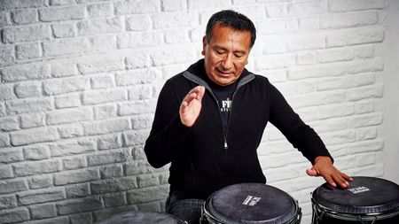 Alex Acuna talks musical beginnings, playing with Elvis and changing ...