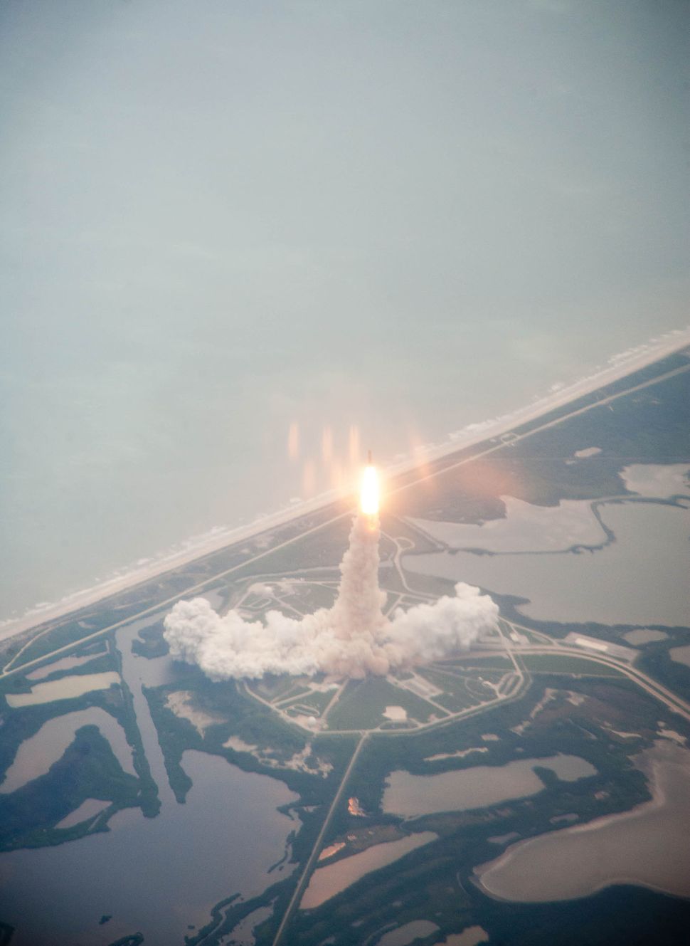 NASA's space shuttle: The first reusable spacecraft | Space