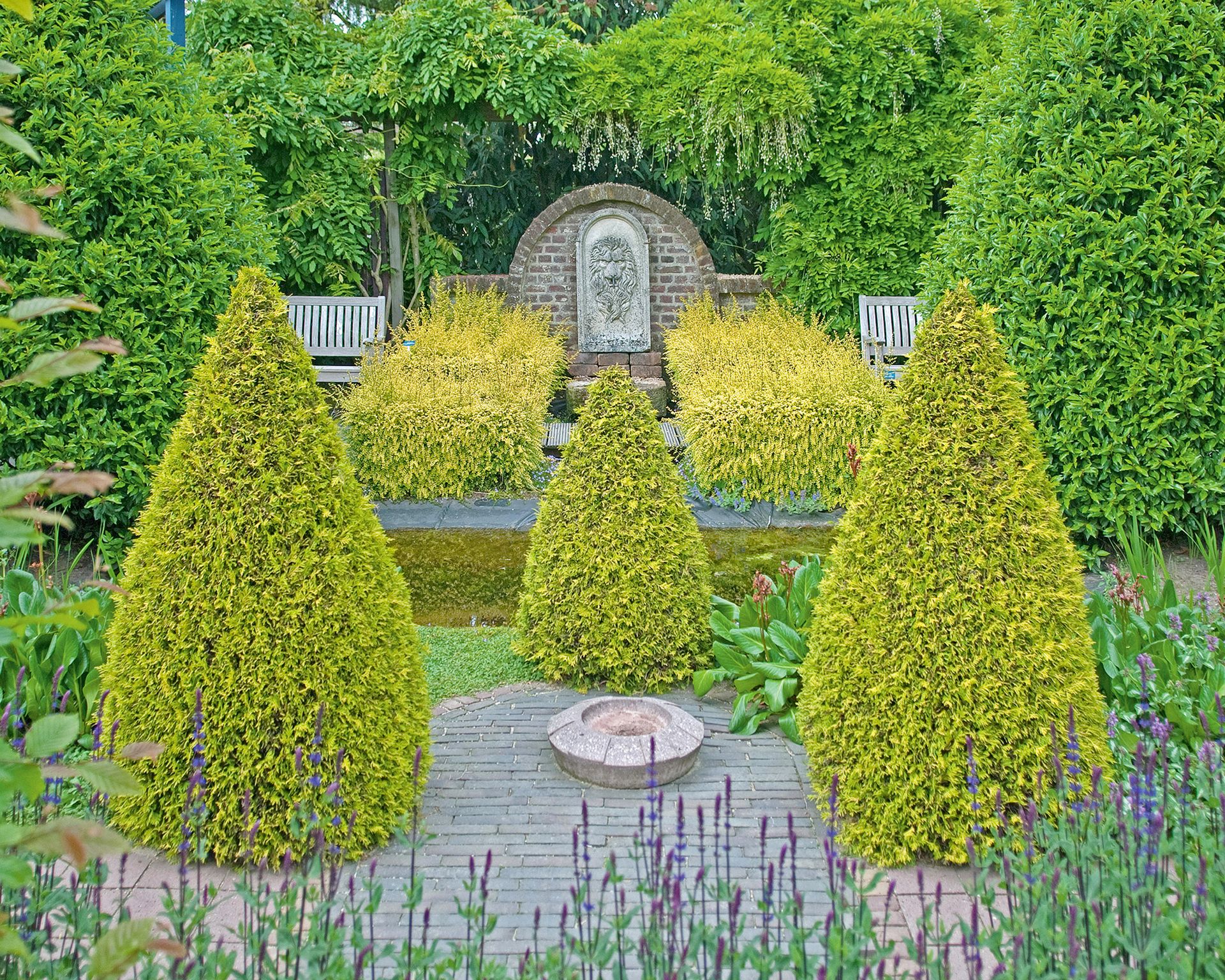 5 Outdoor Features That Make Your Home Harder to Sell | Gardening Know How