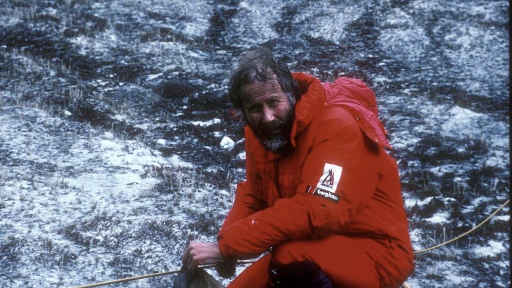 When is the best time to climb Everest? | Advnture