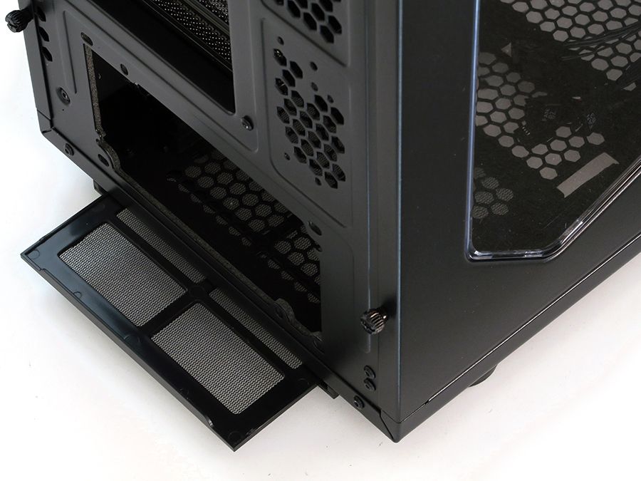 Rosewill Nighthawk 117 EATX/XL-ATX Full Tower Case Review - Tom's ...