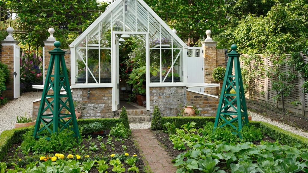 ALDI's $40 raised bed garden planter is back in stock for 2025 | Homes ...