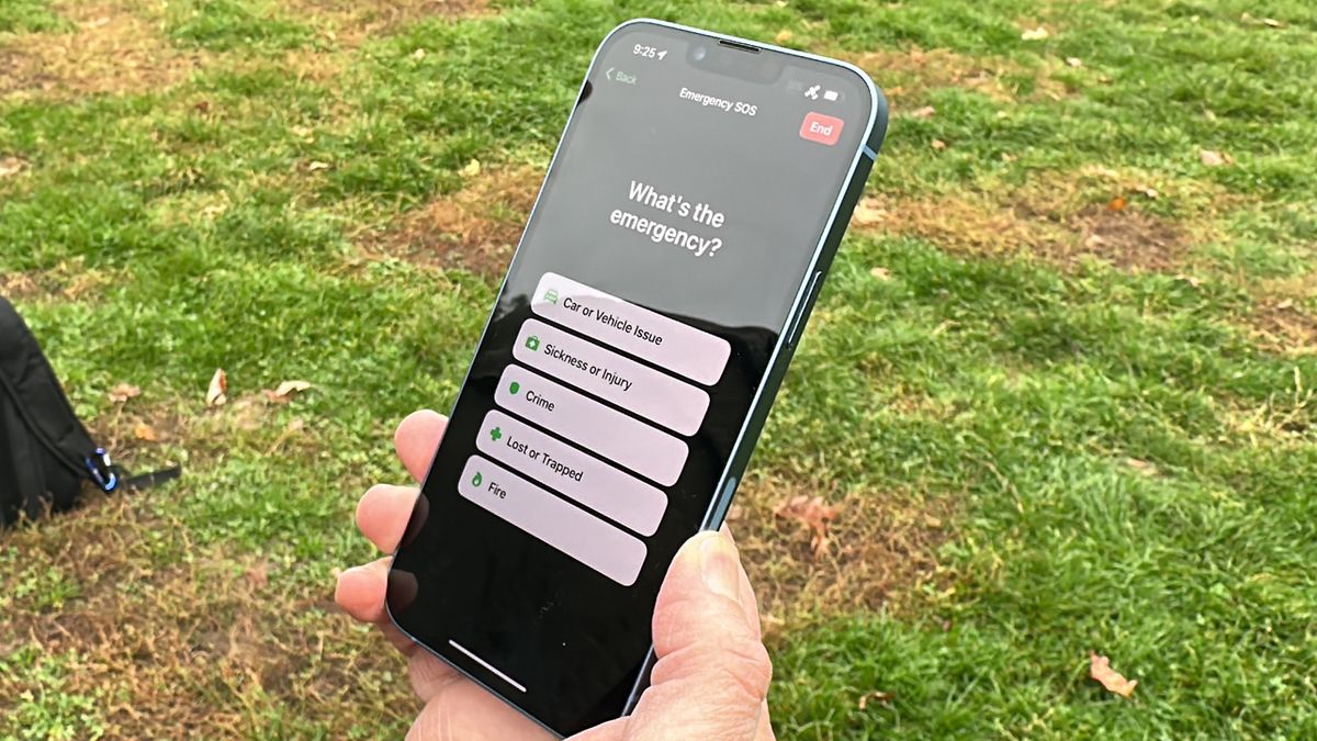 I tested Apple Emergency SOS via Satellite - and it could save a life ...