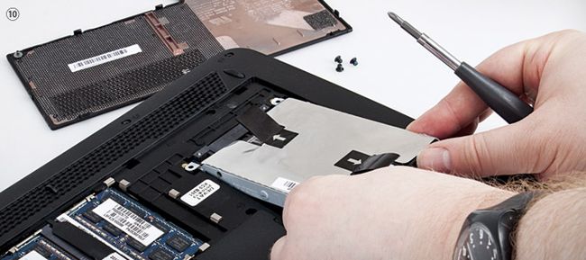 How to Install an SSD in a Laptop: Step-by-Step Instructions and Video ...