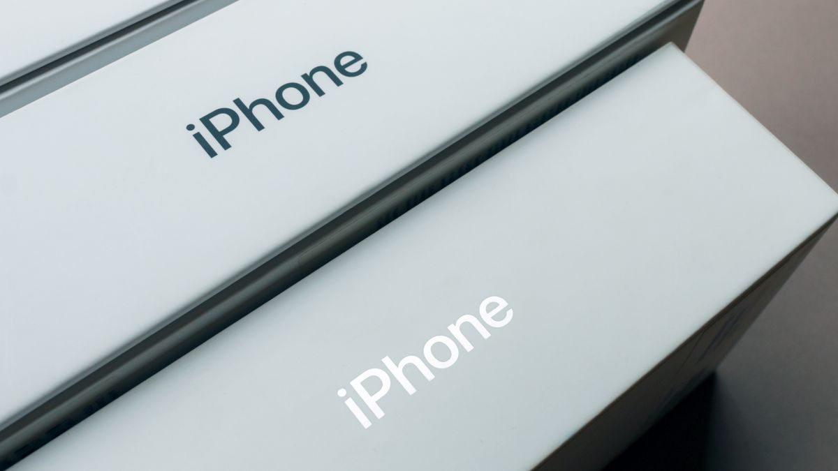 The one reason to buy an iPhone in the US if you live in the UK – and 5 ...