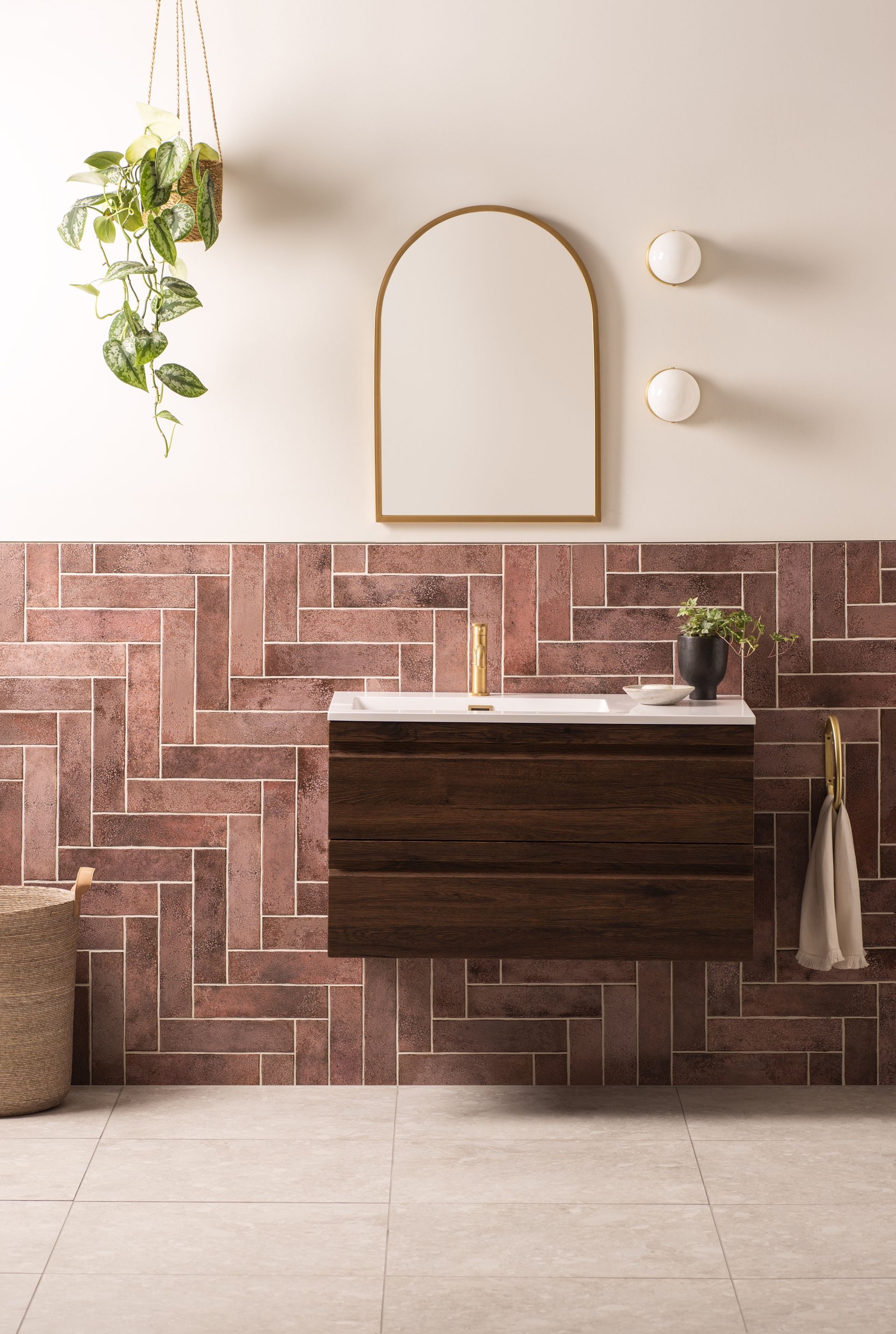 7 inspiring layouts for subway tiles that look like trends | Livingetc