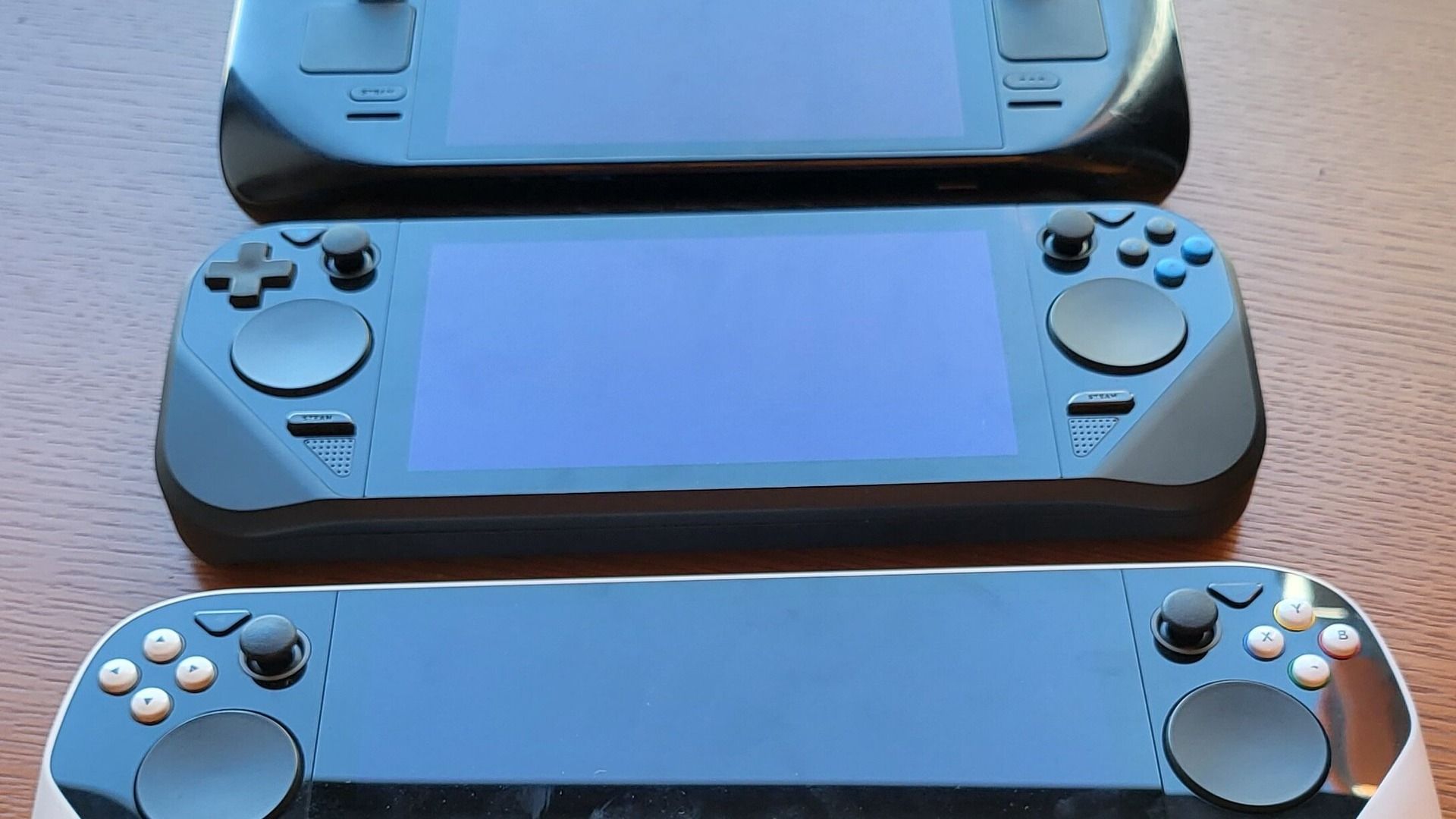 This early Steam Deck prototype is prettier than the real thing ...