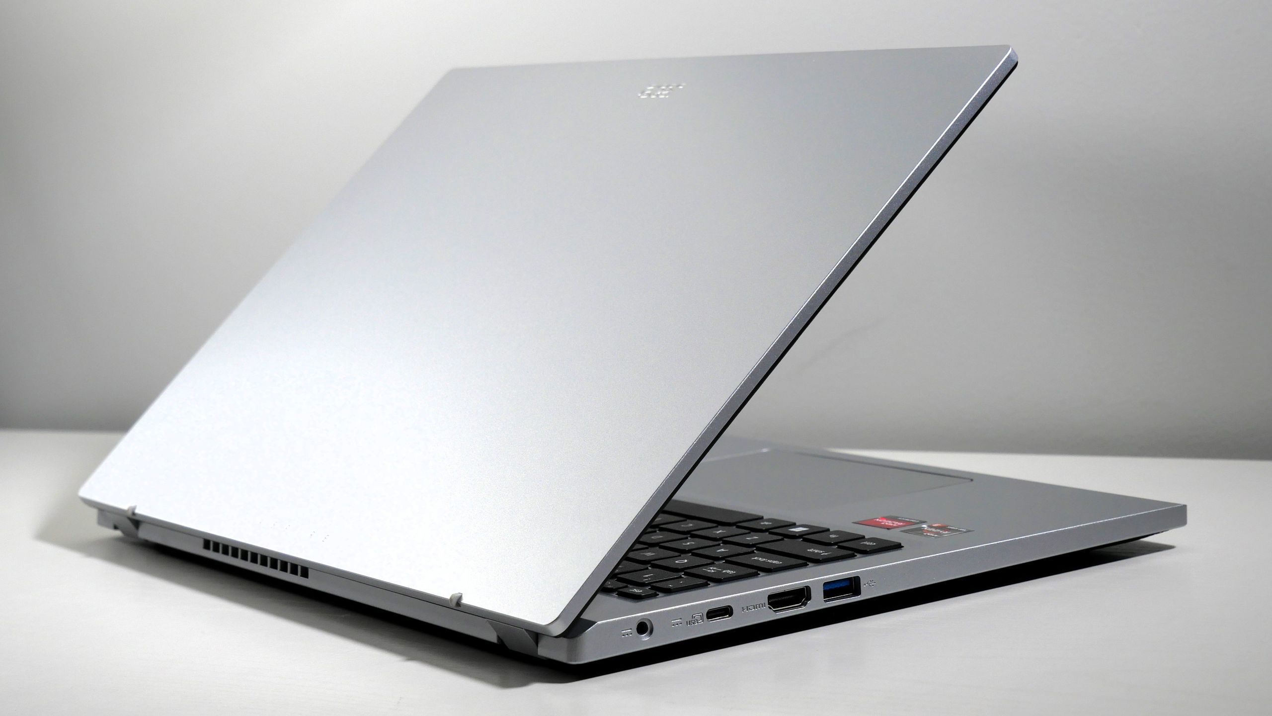The hidden costs of cheap laptops: Why your $300 deal could cost you ...