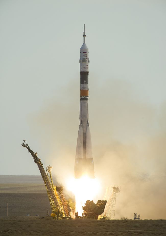 Soyuz Rocket Launch Photos: ISS Expedition 32 Crew | Space