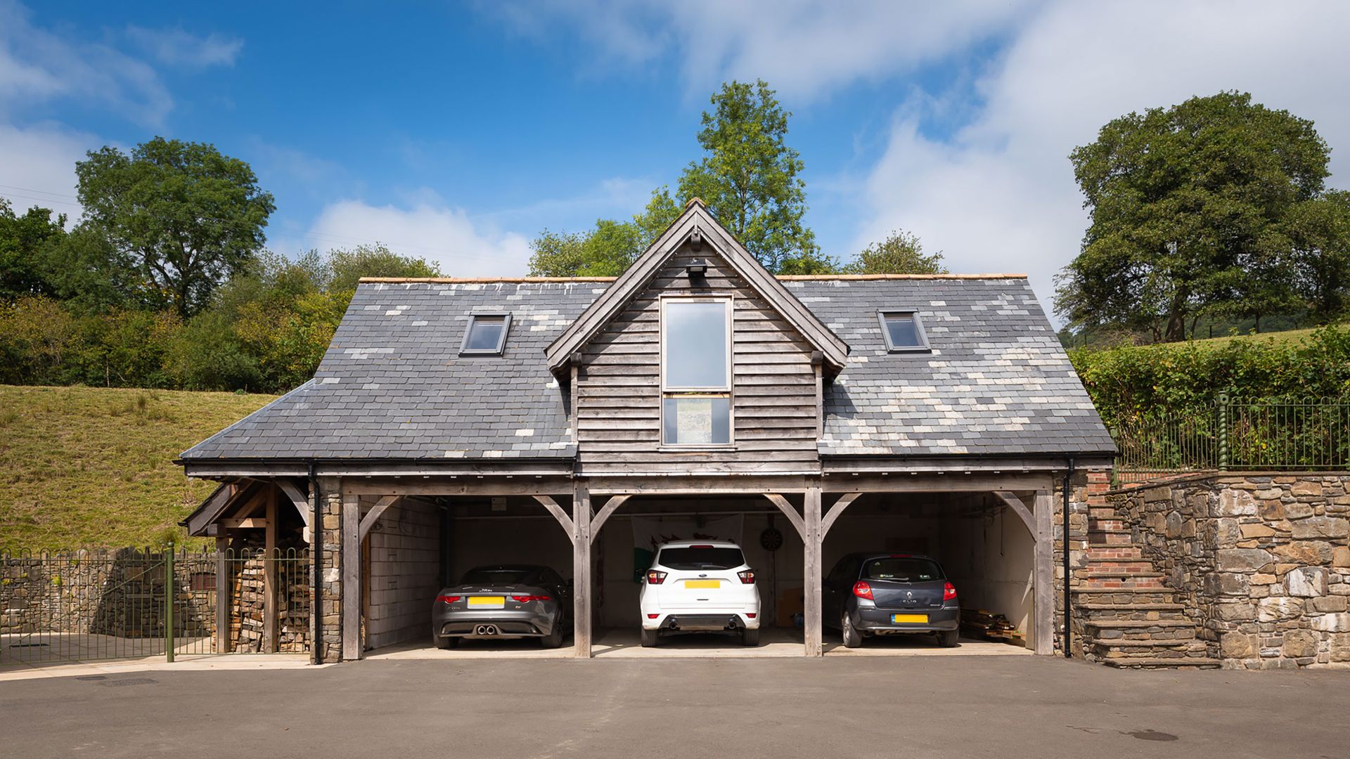 What is a carport — and how is it different from a garage? | Homebuilding