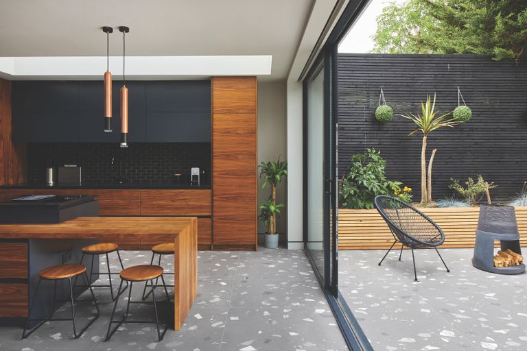 Outdoor tile: these are the tile types you can use outside | Homes and ...