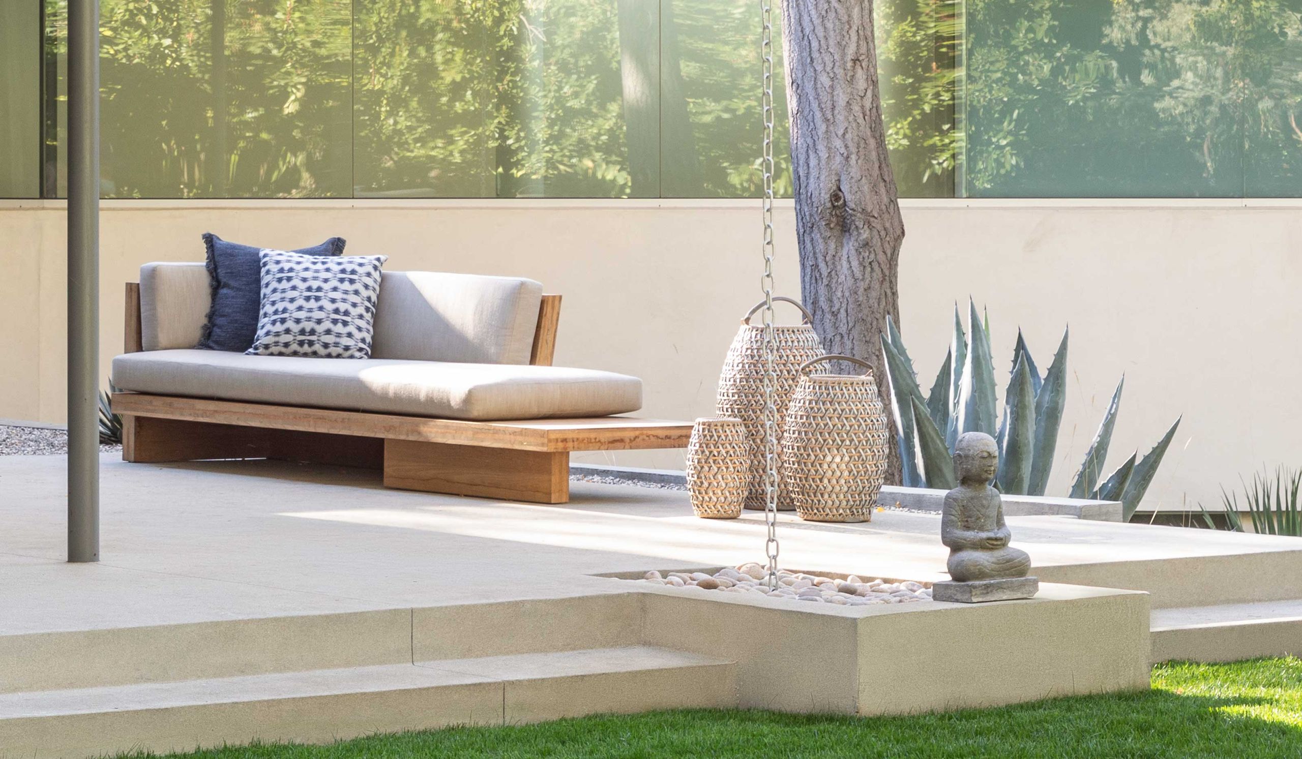 What is a rain chain? How to use this downpipe replacement for a more ...