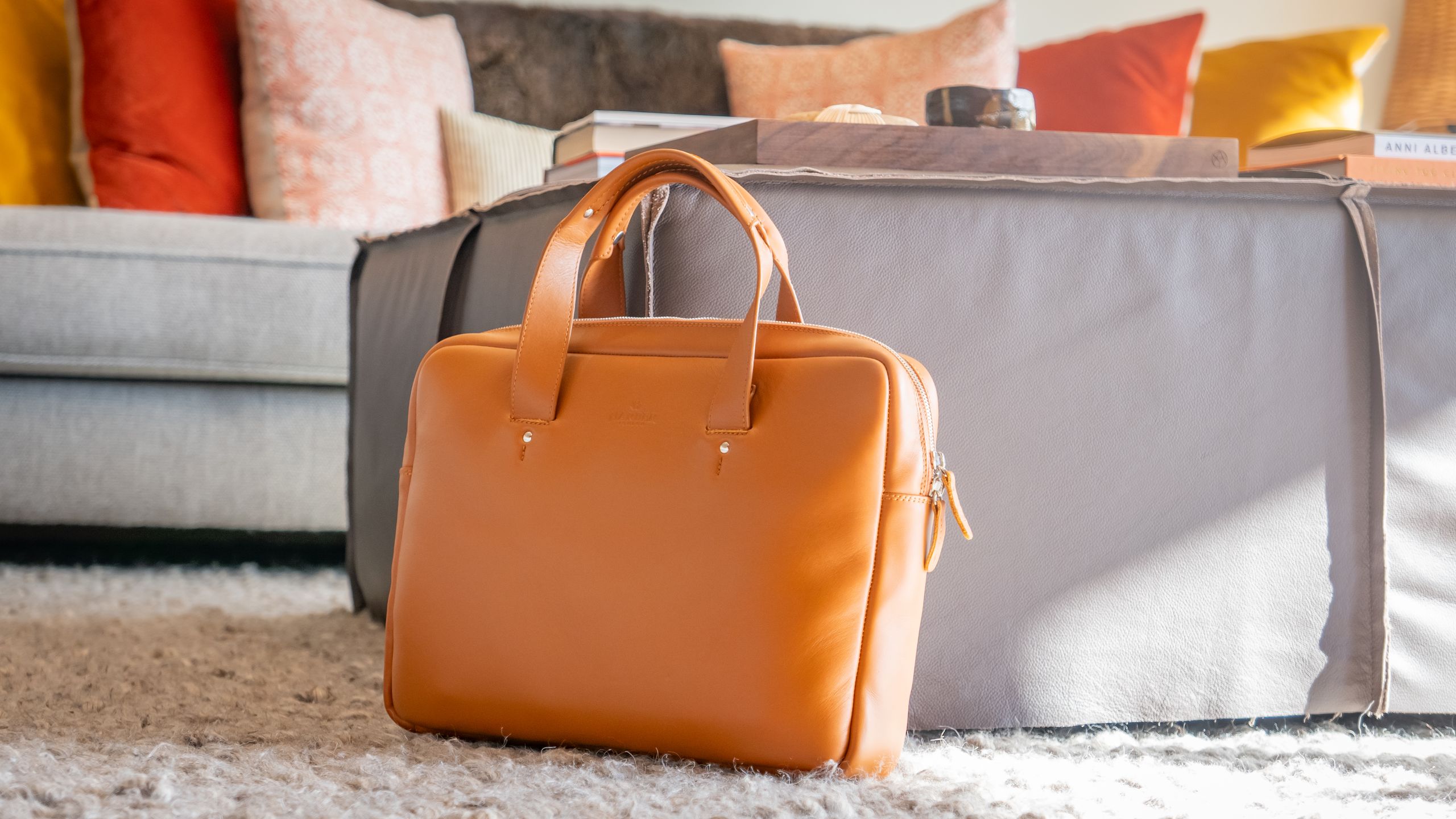Harber London Everyday Leather Briefcase review: A stylish business ...